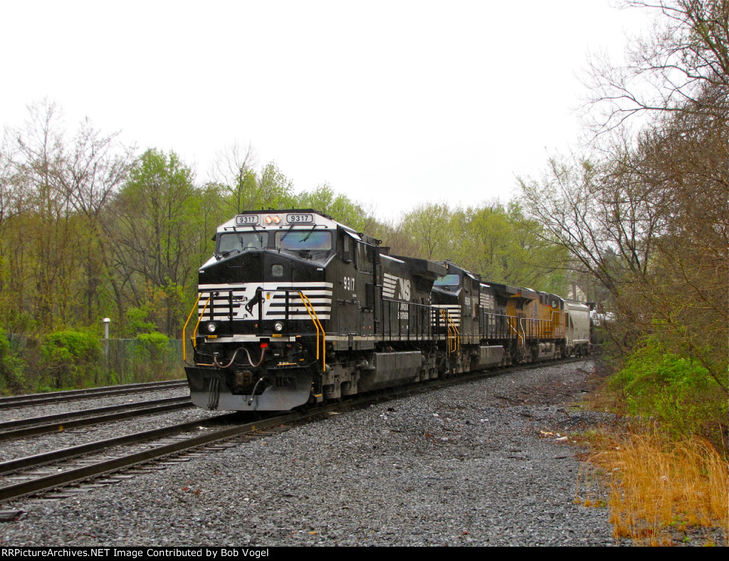 NS 9317, 9684; UP 7823